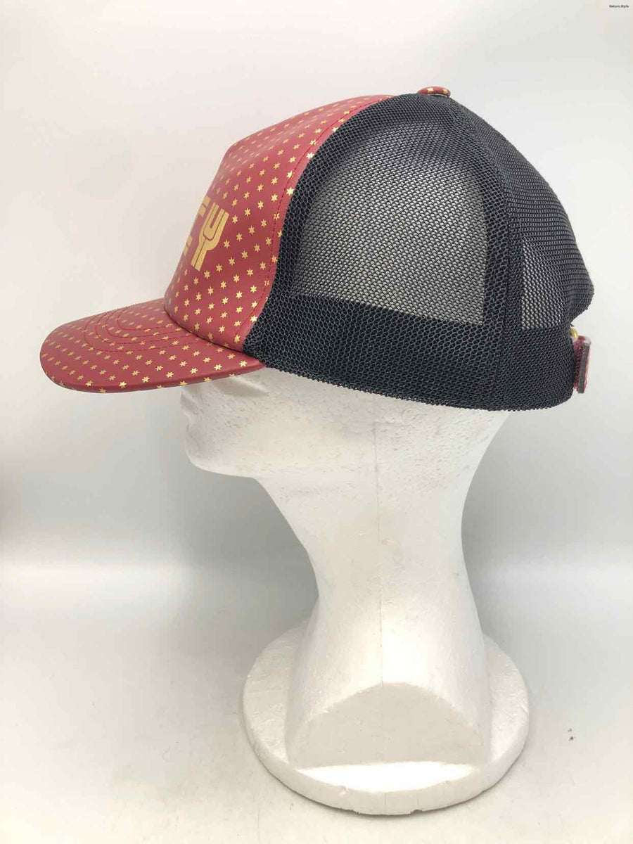 gucci leather cap